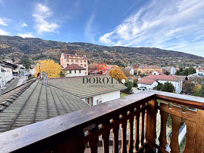 Appartement à louer - Allevard - 2 pièces - 1 chambre