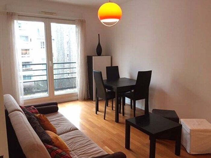 Appartement à louer - Dupleix-Motte Picquet, Paris ème arrondissement - 2 pièces - 1 chambre