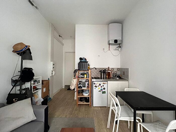 Appartement à louer - Ainay, Lyon ème arrondissement - 2 pièces - 1 chambre