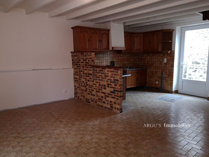 Maison 3 pièces à louer - Bouresse