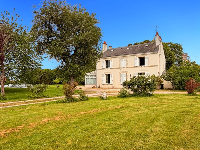Neuville-aux-Bois - Maison 8 pièces à vendre