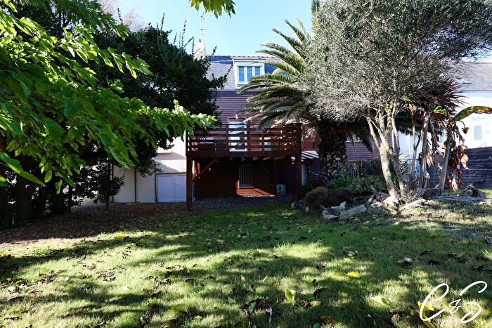 Maison à vendre - Penmarch - 6 pièces - 4 chambres