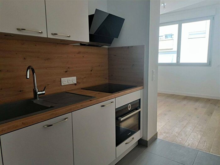 Centre Ville, Reims - Appartement 1 pièce à louer