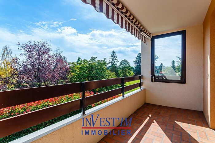 Appartement à louer - Champlong, Saint-Genis-Laval - 4 pièces - 3 chambres