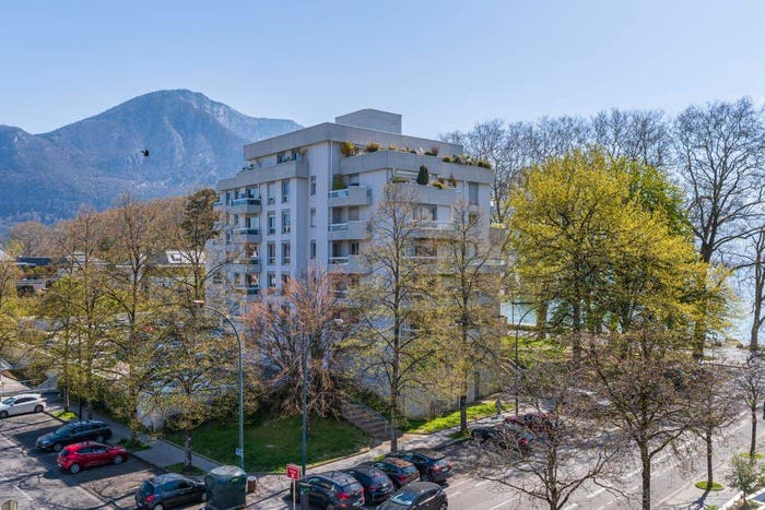 Romains Boutae, Annecy : Appartement 4 pièces à louer