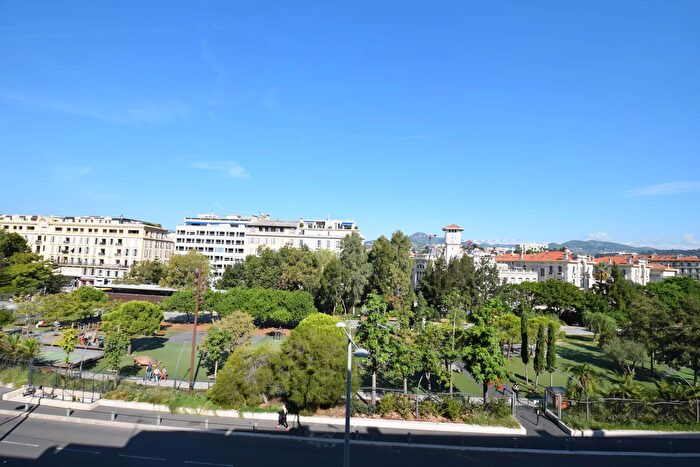 Appartement 2 pièces à Nice, Vieux Nice, à louer