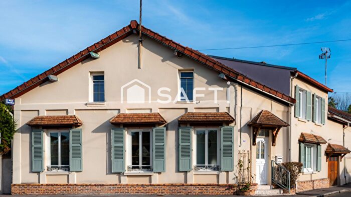 Maison à vendre - Mouy - 6 pièces - 4 chambres