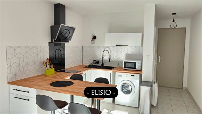 Beaucaire, Nîmes : Appartement 1 pièce à louer