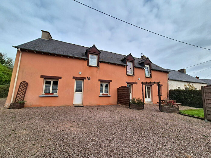 Maison à vendre - Muel - 10 pièces - 6 chambres