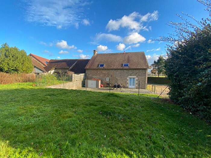 Maison à vendre - Saint-Denis-sur-Sarthon - 4 pièces - 3 chambres