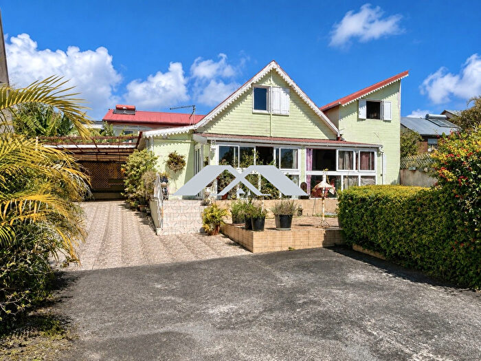 Maison 6 pièces à La Plaine-des-Palmistes, à vendre