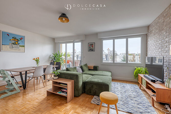 Appartement à vendre - Fontenay-sous-Bois, Proche Bois de Vincennes, Rer A - 4 pièces - 2 chambres