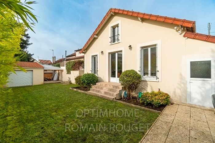 Maison à vendre - Chatou, Ouest - 6 pièces - 3 chambres