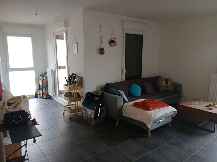 Appartement 3 pièces à Pont-de-Chéruy, à louer