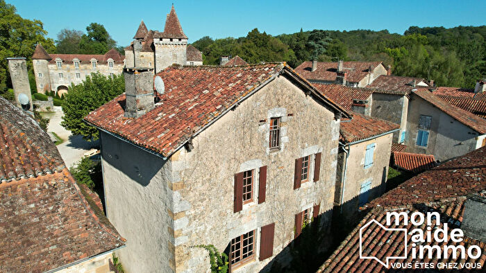 Maison à vendre - Saint-Jean-de-Côle - 4 pièces - 3 chambres
