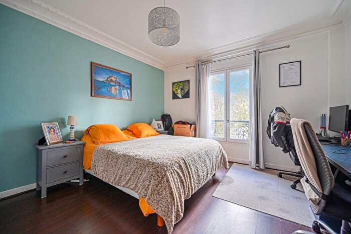Appartement 4 pièces à Clichy, République, Victor Hugo, à vendre