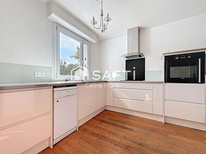 Appartement à vendre - Caen, Sainte-Thérèse, Demi-Lune - 4 pièces - 2 chambres