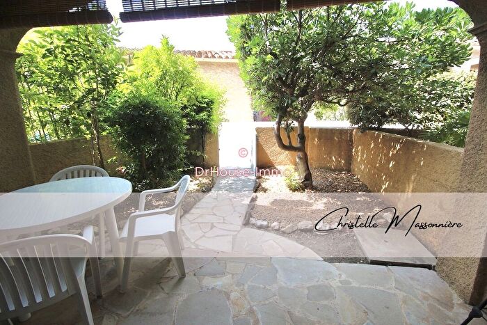 Appartement 2 pièces à Cavalaire-sur-Mer, Castillane, Vivards, Roseraie, Rigaud, Cros de Mouton, à vendre