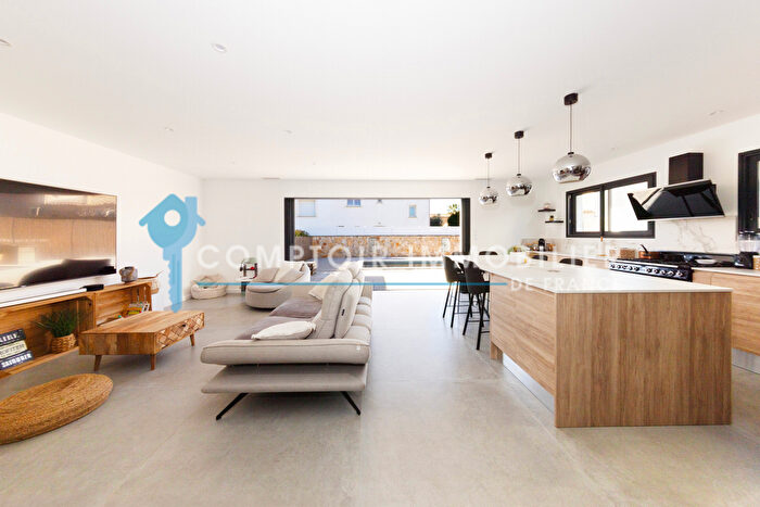 Maisons à vendre et appartements à louer - 1