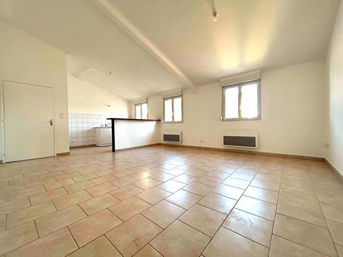 Appartement à louer - Fontaine-Heudebourg - 3 pièces - 2 chambres