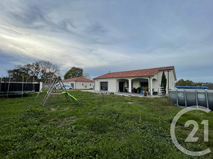 Maison à louer - La Croix-Blanche - 5 pièces - 4 chambres