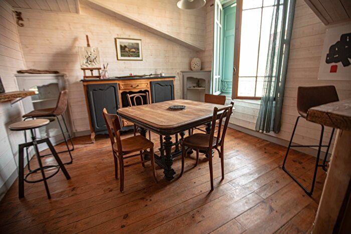 Appartement à vendre - Céret - 4 pièces - 3 chambres