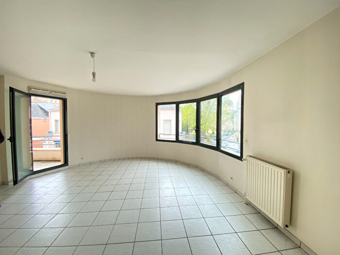 Appartement à louer - Châteauroux, Centre-ville, Les Marins - 4 pièces - 3 chambres