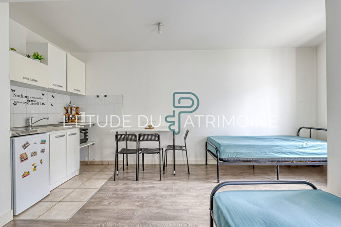 Châtenay-Malabry, Butte Rouge - Appartement 1 pièce à louer