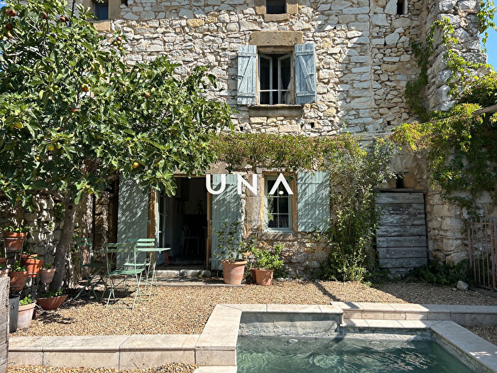 Maison 3 pièces à Uzès, à vendre