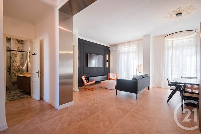 Nice, Acropolis, République : Appartement 3 pièces à vendre