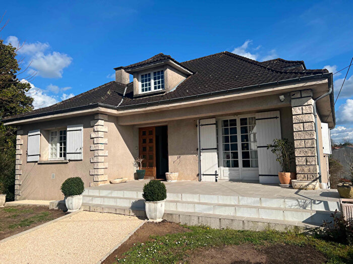 Maison à vendre - Villeneuve-sur-Lot, Eysses - 4 pièces - 3 chambres