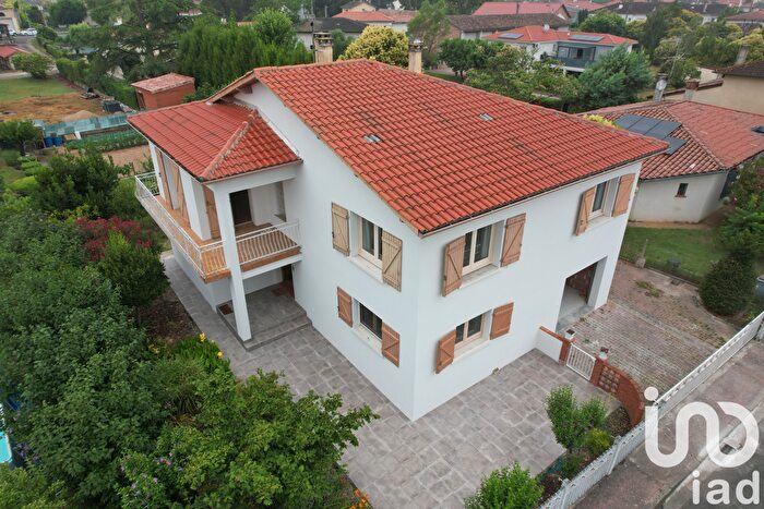 Maison à vendre - Moissac, Sarlac - 5 pièces - 3 chambres