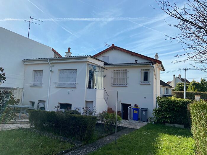 Maison à vendre - Drancy - 3 pièces - 3 chambres