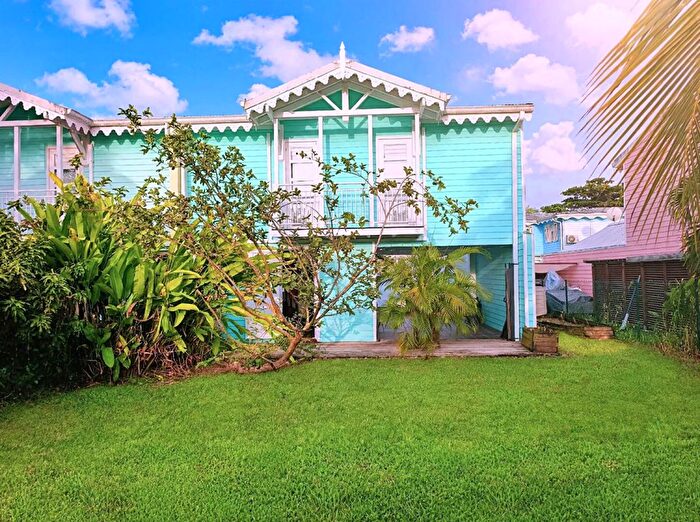 Maison 4 pièces à Les Trois-Îlets, à vendre
