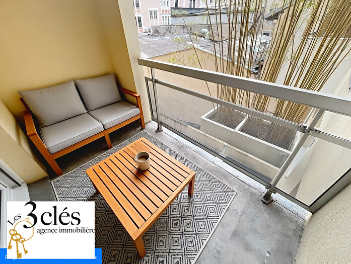 Appartement à vendre - Chambéry, Centre-ville - 3 pièces - 2 chambres