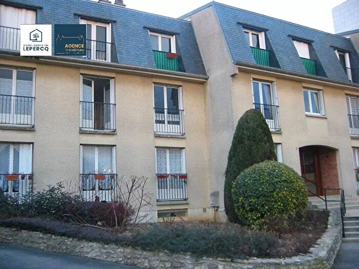 Appartement à louer - Avenue de Compiegne, Villers-Cotterêts - 1 pièce