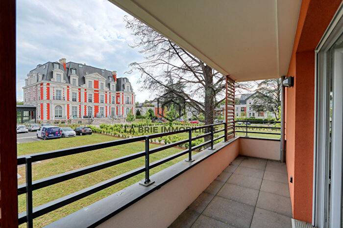 Appartement 4 pièces à vendre à Émerainville