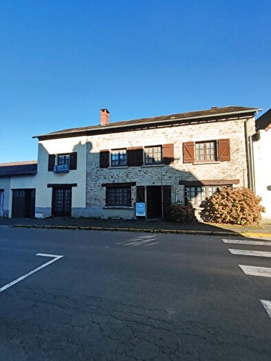 Maison à vendre - Ladignac-le-Long - 6 pièces - 5 chambres