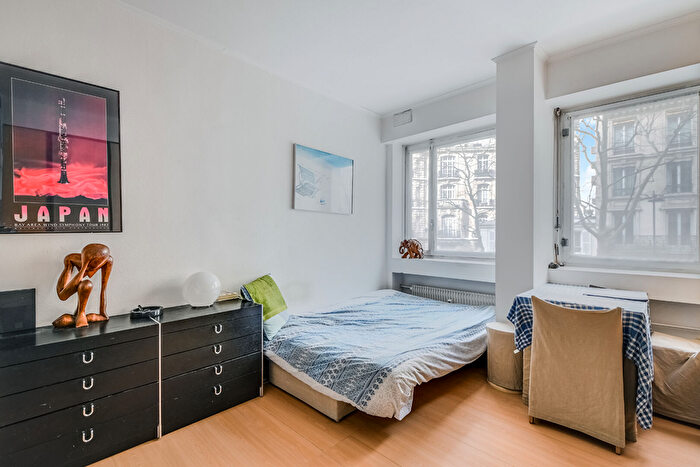 Appartement à vendre - Paris e , Dauphine - 1 pièce