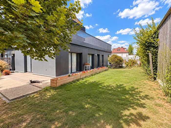 Appartement 5 pièces à Bussy-Saint-Georges, Les Scientifiques, à vendre