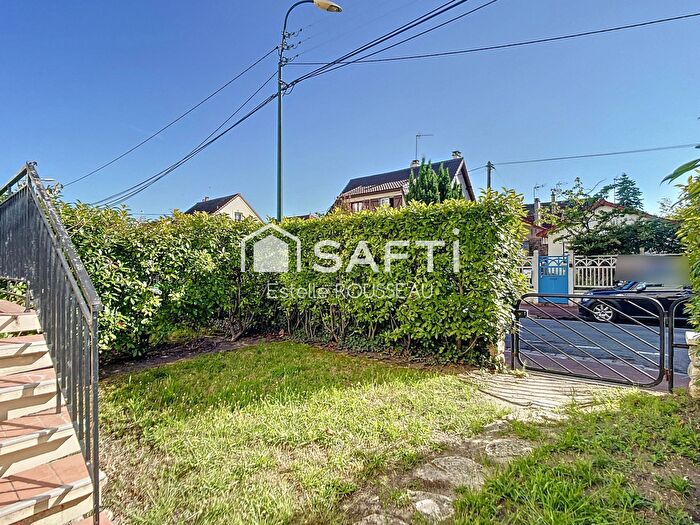 Saint-Maur-des-Fossés, Adamville : Appartement 2 pièces à vendre