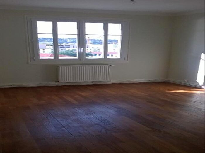 Appartement à louer - Lyon e , Gerland - 3 pièces - 2 chambres