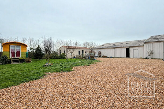 Maison à vendre - Sainte-Radégonde-des-Noyers - 3 pièces - 1 chambre