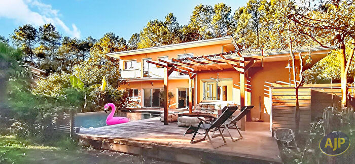 Lège-Cap-Ferret : Maison 6 pièces à vendre