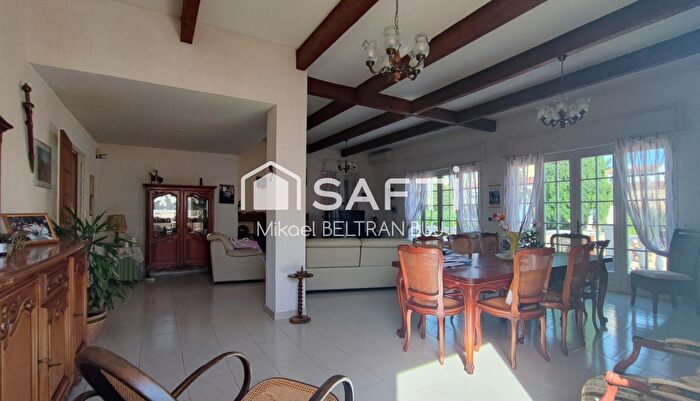 Maison à vendre - Frontignan, La Ville - 8 pièces - 4 chambres