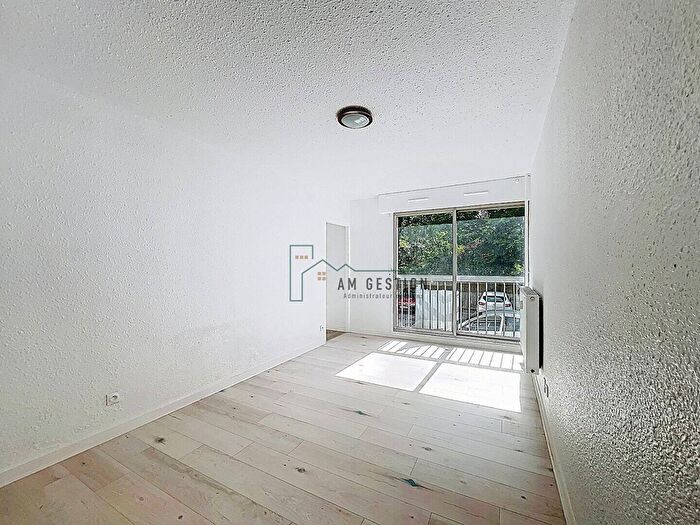 Vanteaux-Puy Las Rodas, Limoges - Appartement 1 pièce à louer