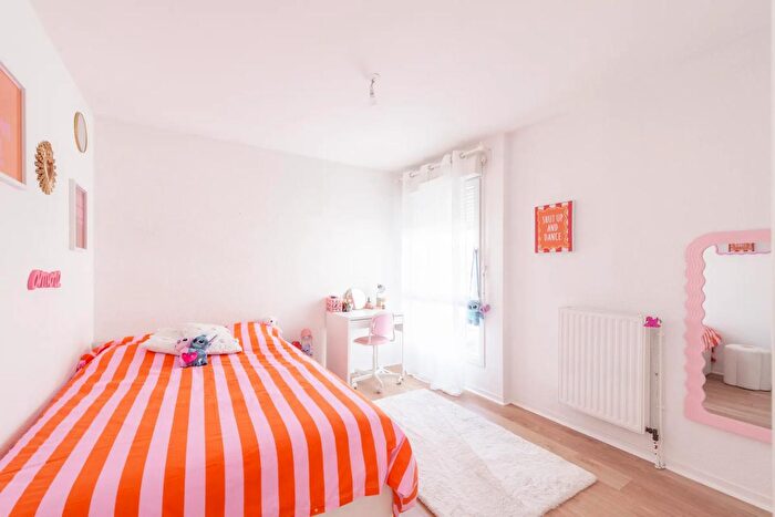 Appartement à vendre - Reims, Neufchatel, Orgeval, Laon, Zola - 5 pièces - 3 chambres