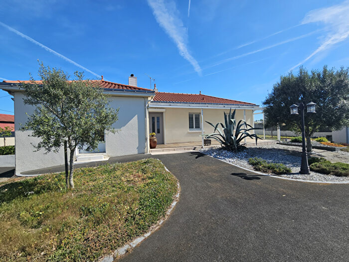 Maison à vendre - La Rouxière - 5 pièces - 3 chambres