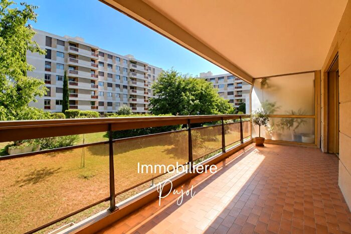 Marseille e, Le Cabot : Appartement 3 pièces à louer