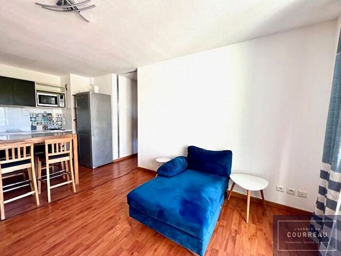 Appartement à louer - Est Nord Est et Sud Est, Saint-Gély-du-Fesc - 2 pièces - 1 chambre